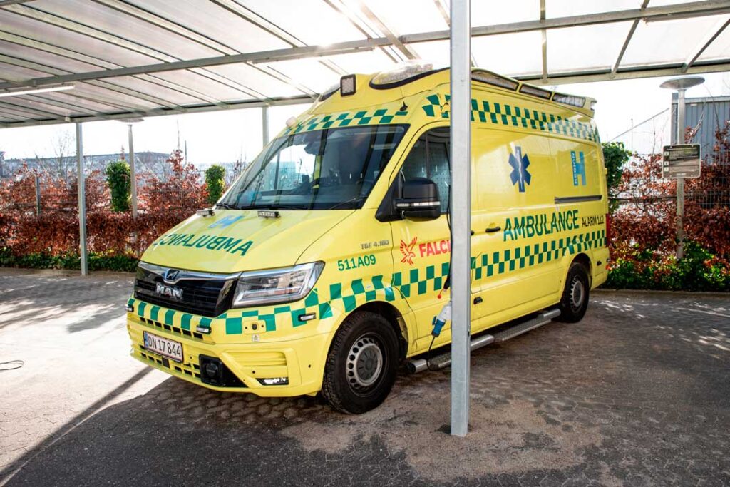 Falck åbner ny ambulancestation i Kirke Hyllinge - LejreMagasinet